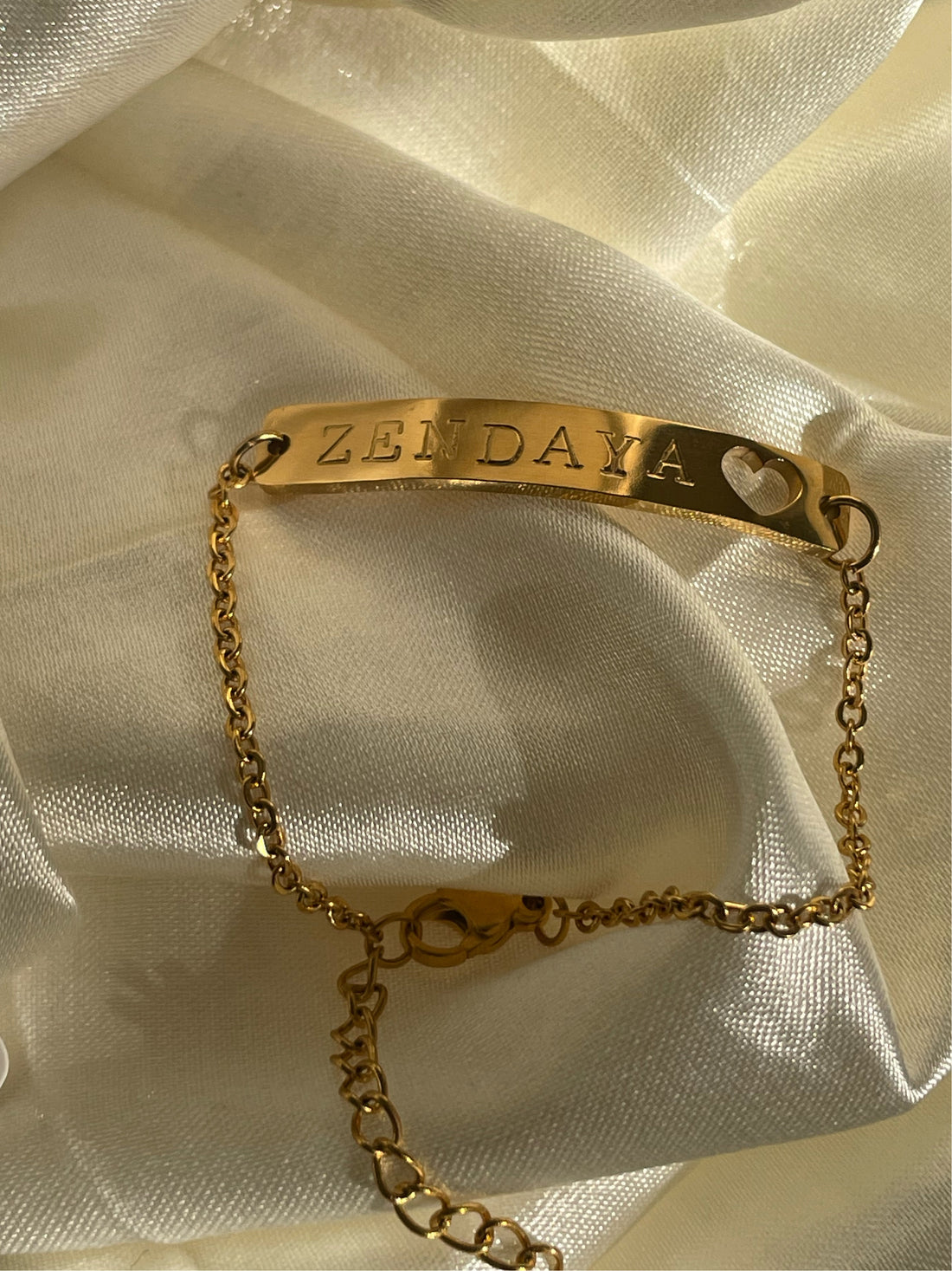 Custom engraved bracelets – Shellbrands